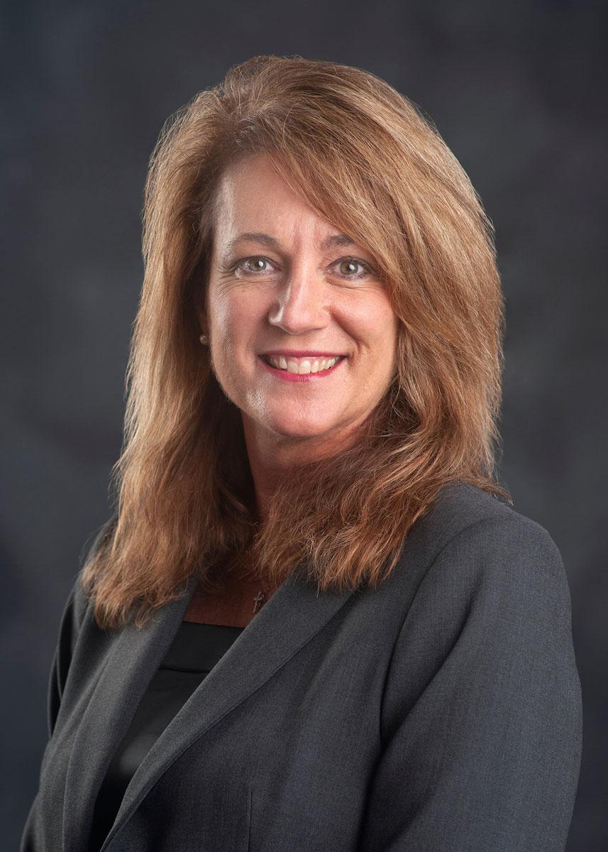 Angela Ray | Office of Admissions and Scholarships